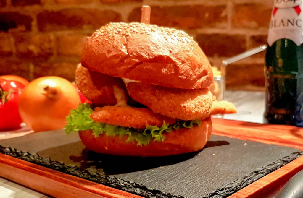 Chicken Burger - Restaurant "RENAISSANCE"